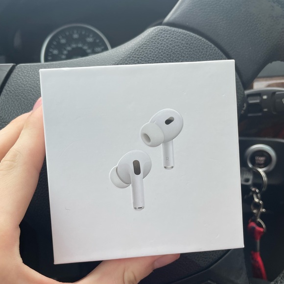 Apple | Headphones | Airpod Gen 2 For Sale Found My Gen 3s Dont Need ...